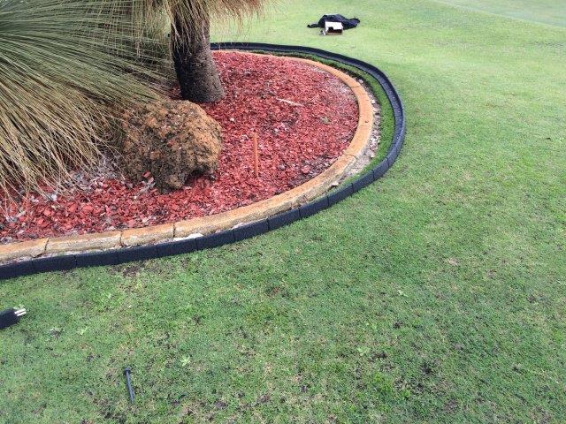 Barrier Edging by Enviro Blocks | Australia's Sustainable Garden Borders