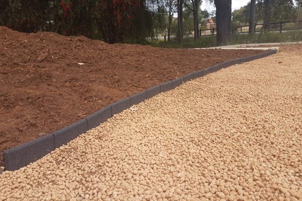 DIY Garden Edging | Australia's Easy Install Garden Border