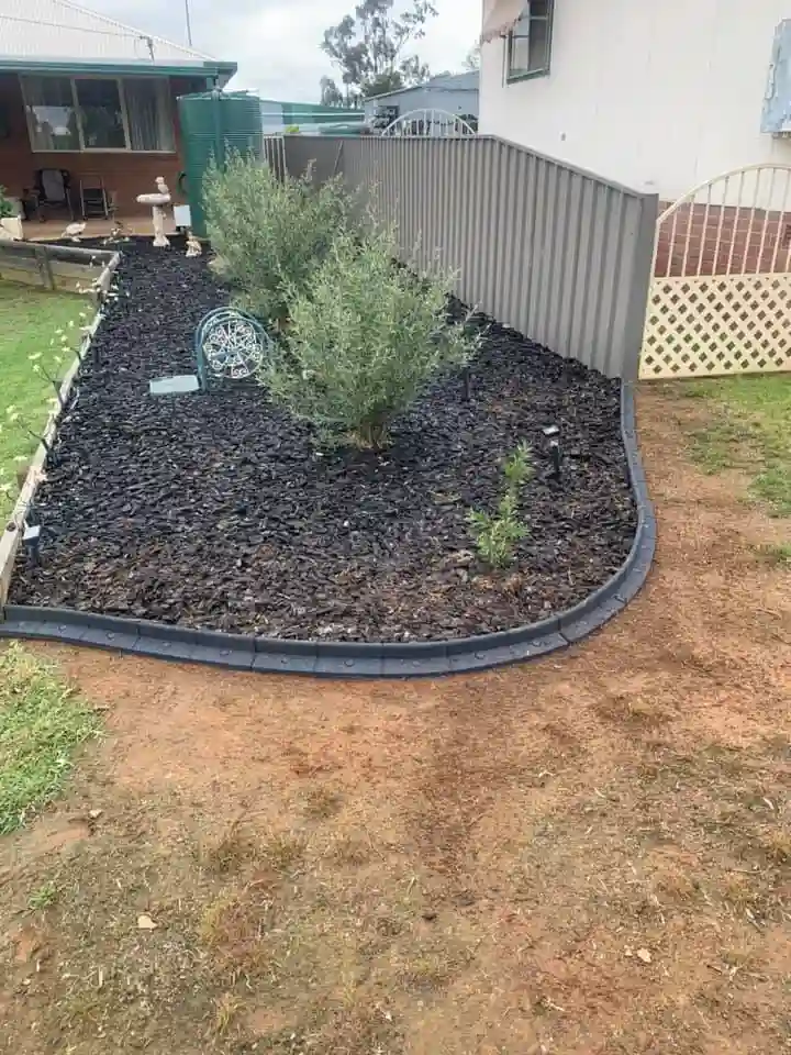 Garden Edging Ideas & Photos For Your Garden | Enviro Blocks