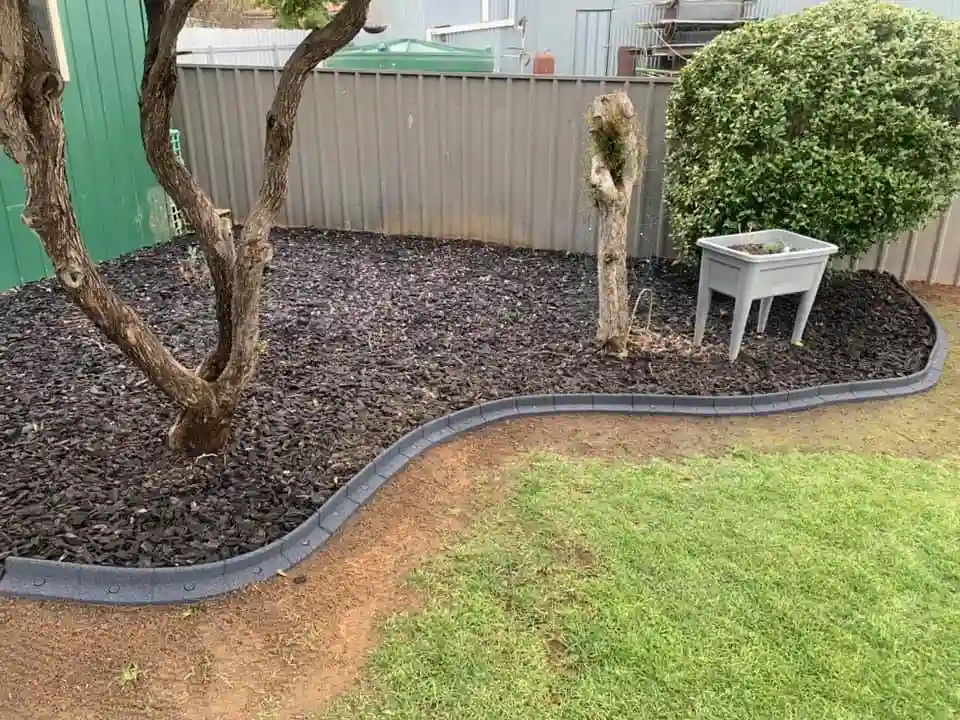 Garden Edging Ideas & Photos For Your Garden | Enviro Blocks