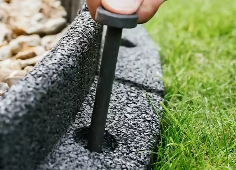 Easy Edge Garden Edging | The Flexible DIY Landscape Border